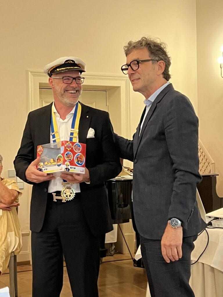 Thomas Beyer neuer Präsident des Rotary Club Ludwigsburg | Die Webzeitung Ludwigsburg